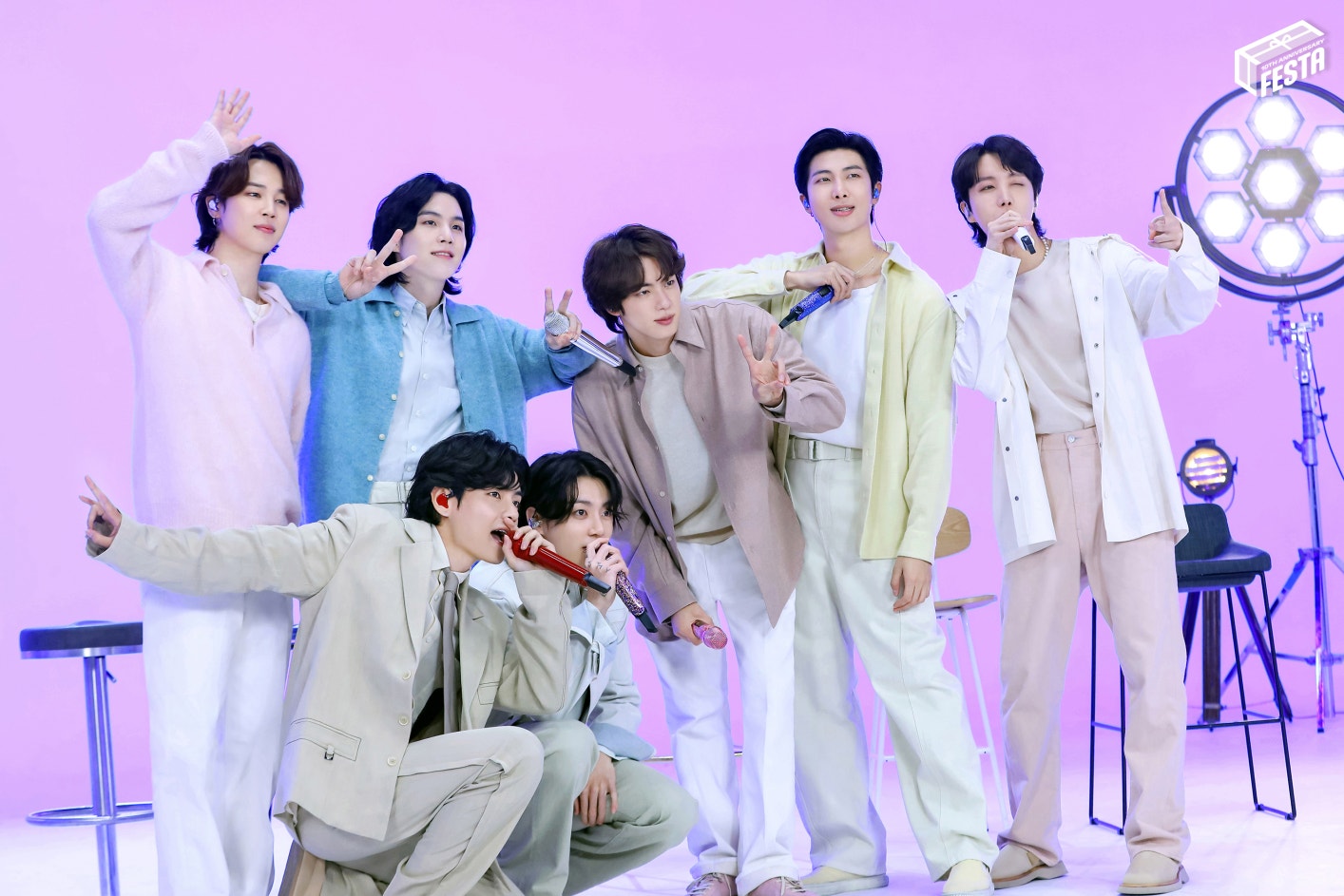 BTS 커뮤니티 포스트 - Love between BTS and Army is forever💜💜💜 We will wait for ...