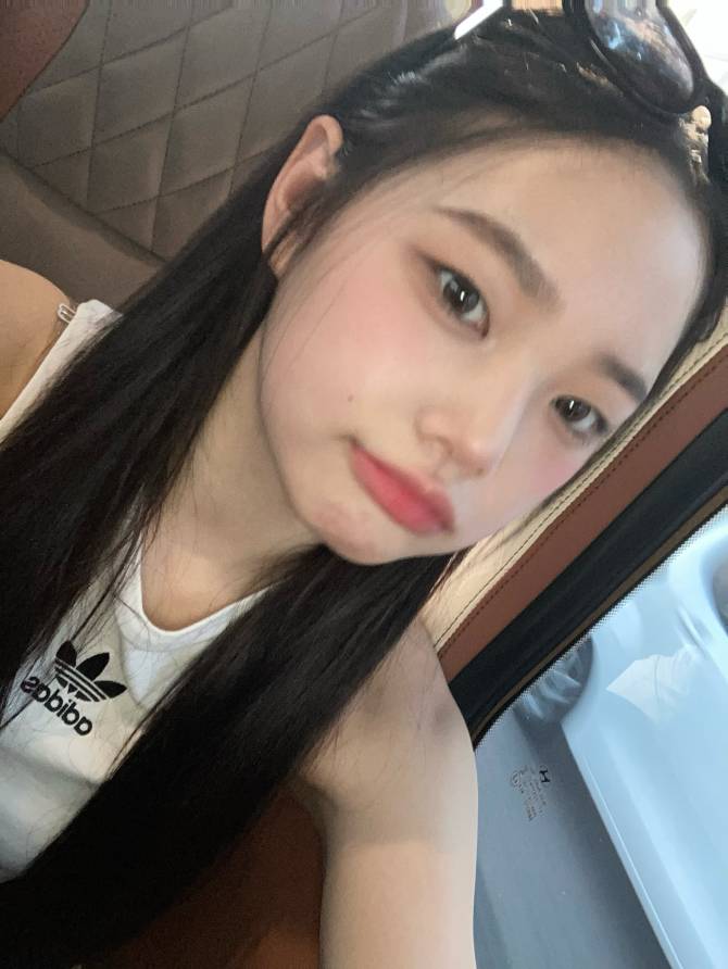 Classy Community Posts λͺ¨ν΄μ ~ππ Boeun