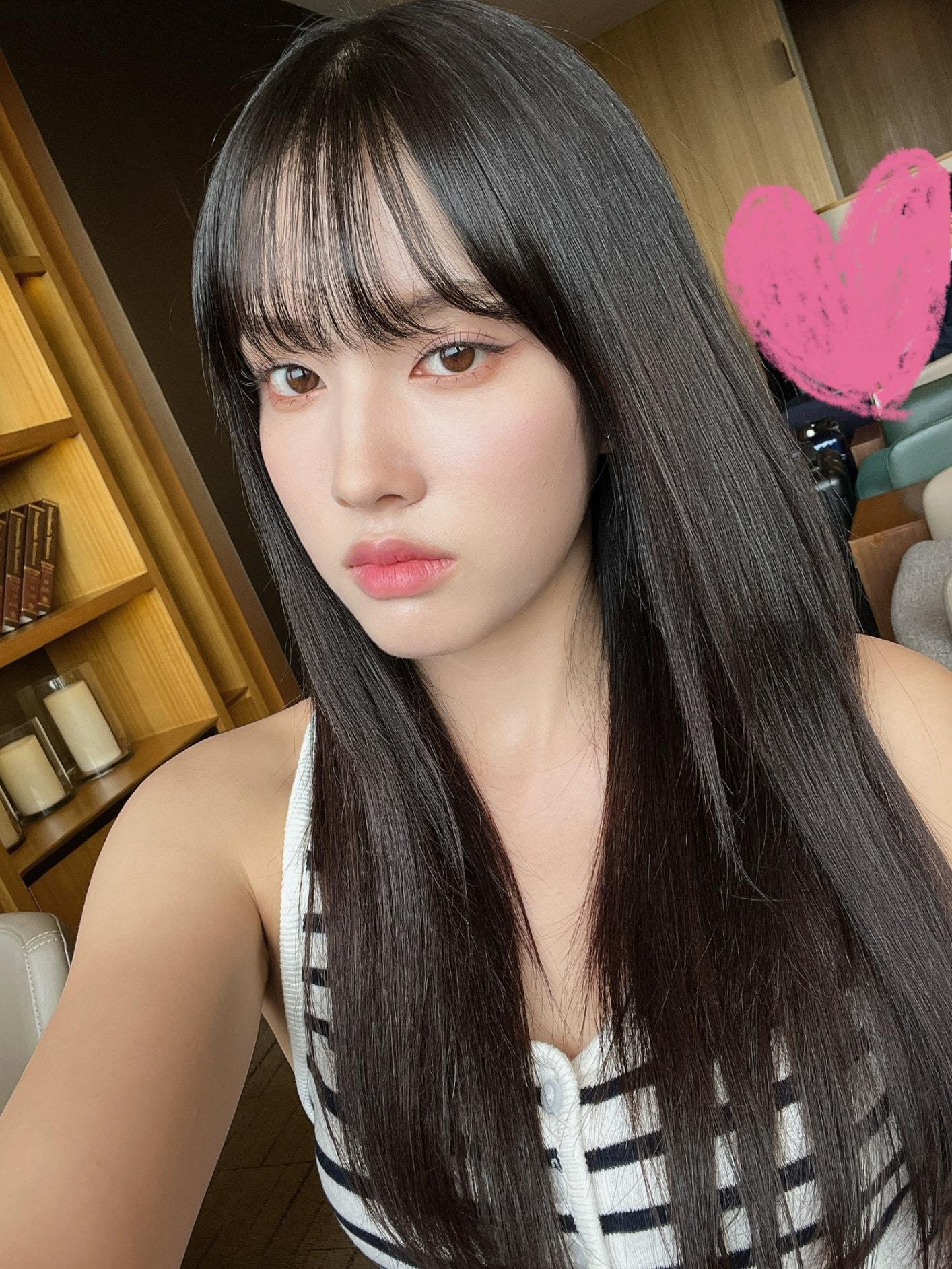 STAYC 커뮤니티 포스트 - 일본 출발~! ️ 다녀오겠습니다🩵🩷 - 윤