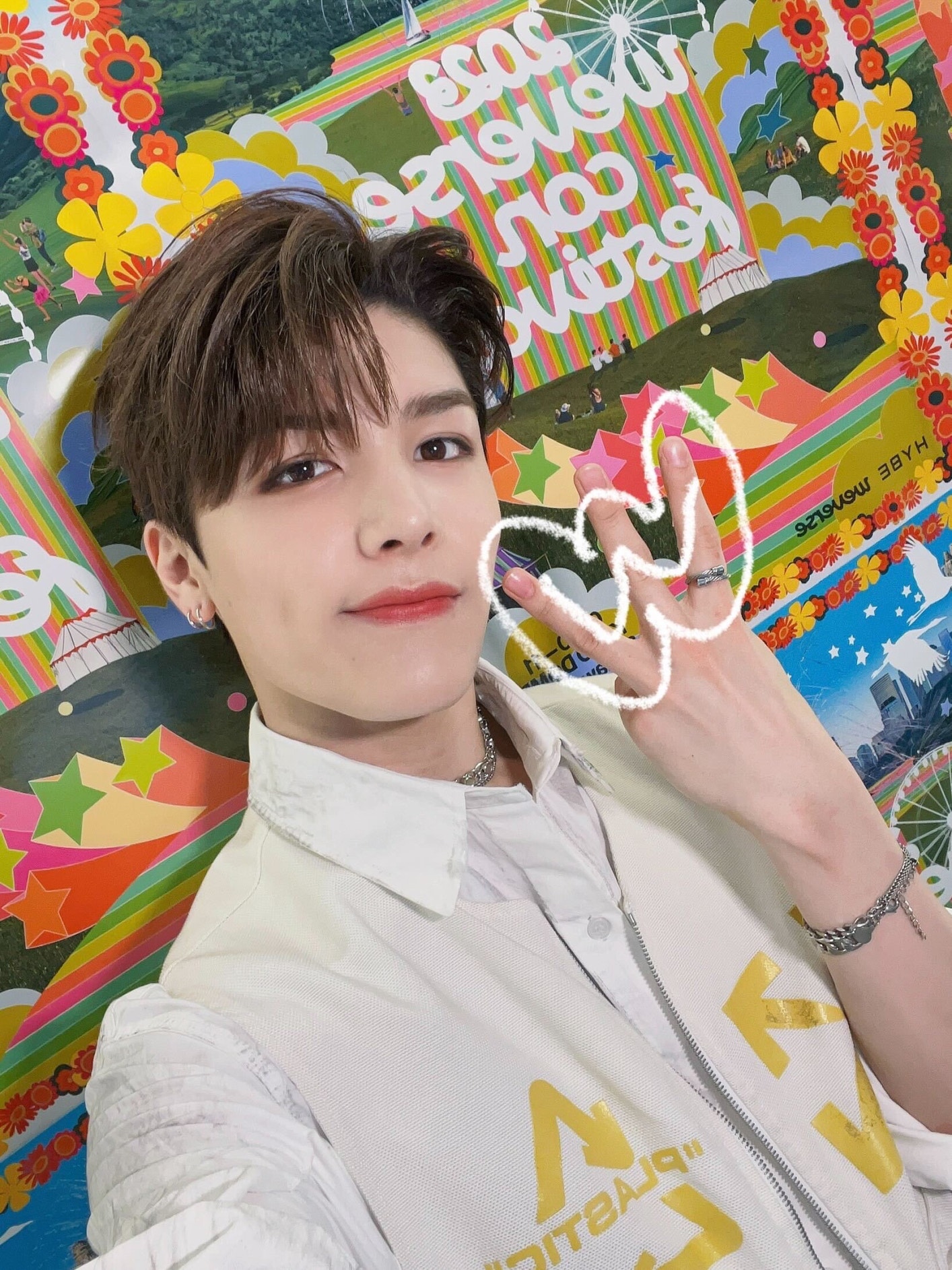 &TEAM Community Posts - Which picture do you like the most? 🤍 - MAKI