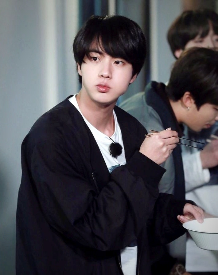Bts Community Posts 진~~ 맛점하고 오늘도 건강한 하루 보내요~~💜💜💜 Dear Jin From Army