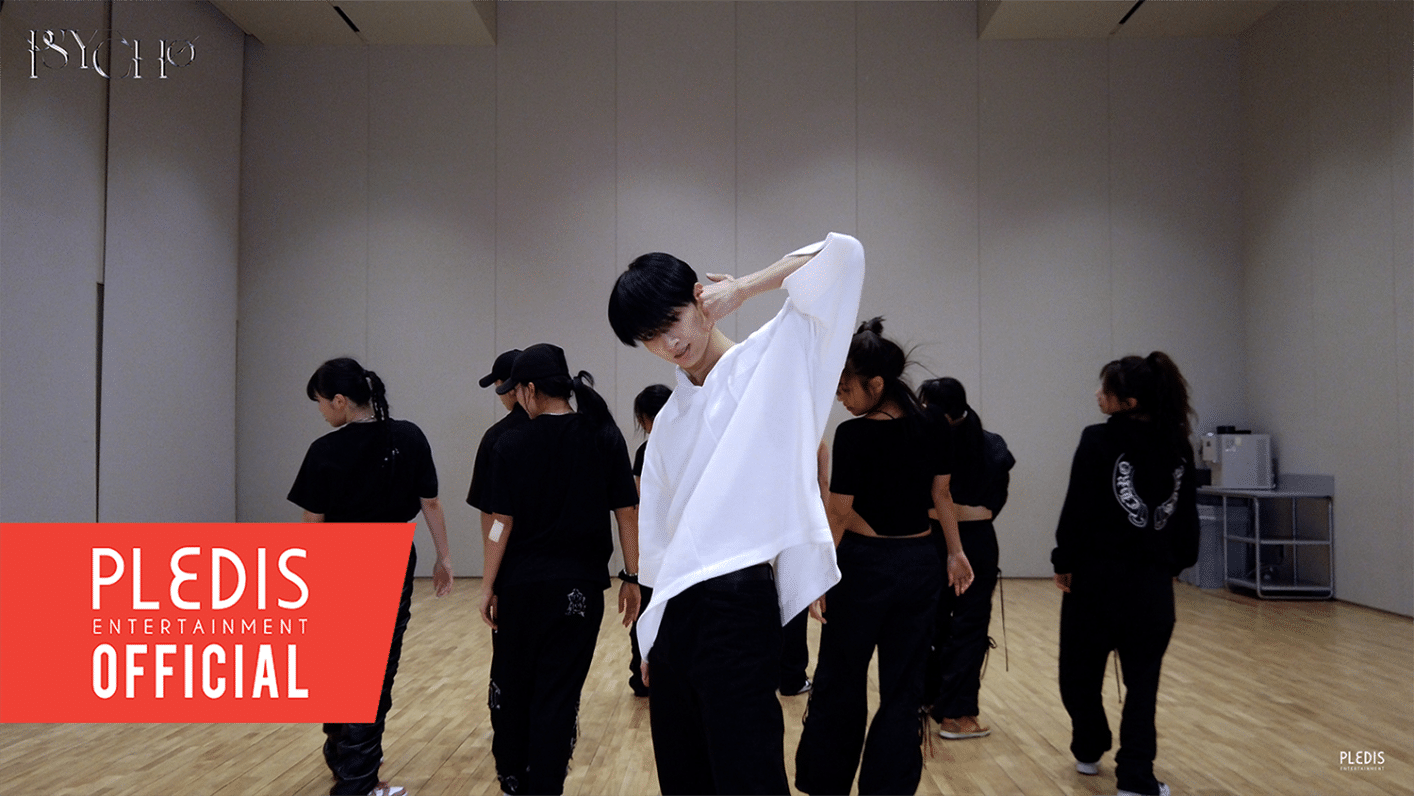 Weverse SEVENTEEN Media - [Choreography Video] 준 (JUN) - PSYCHO (Moving ...