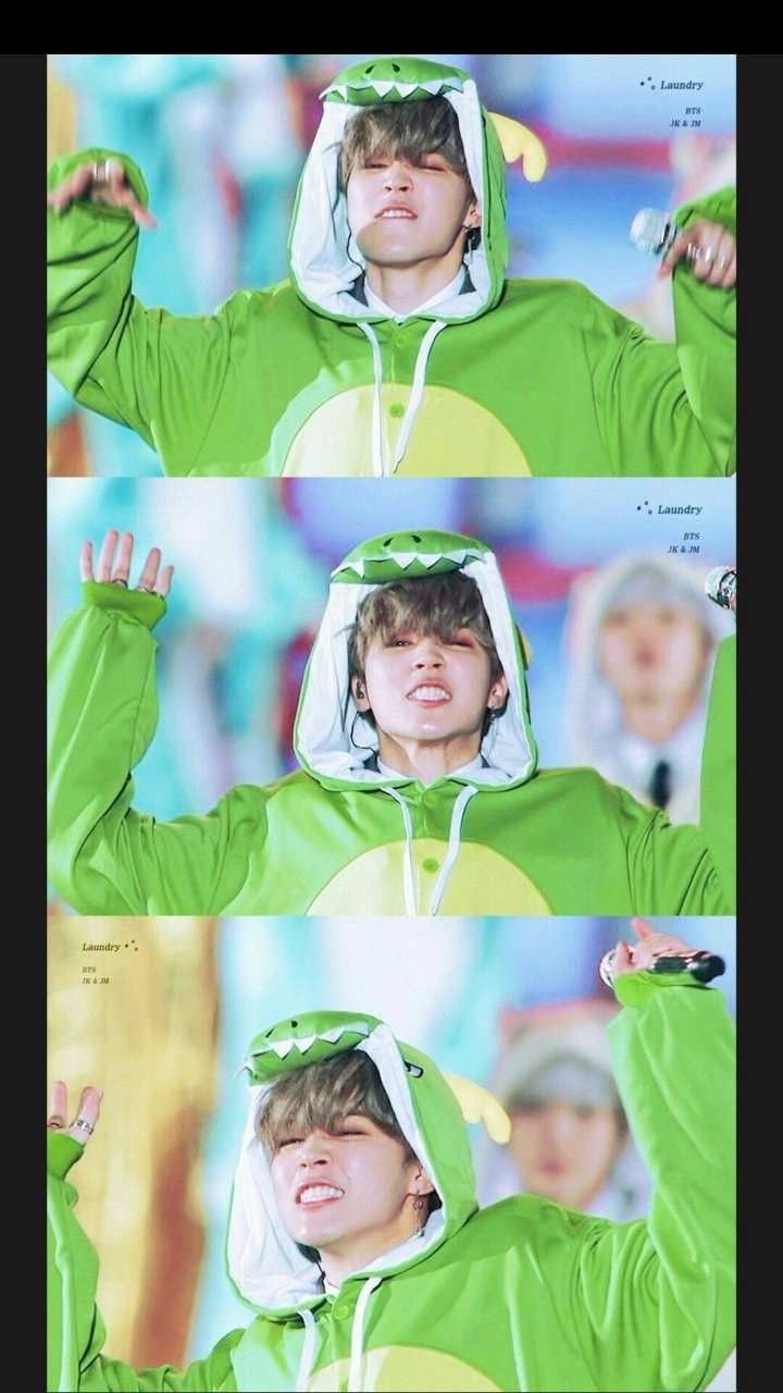 BTS Community Post - Baby Mochi🐥💜