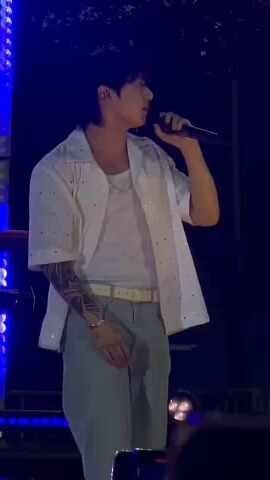 BTS Community Posts - jk solo concert