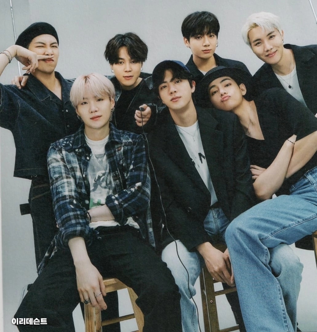 BTS Community Posts - The ONLY Korean/Kpop act to reach #1 on Spotify Global in 2023 1️⃣ #BTS ...