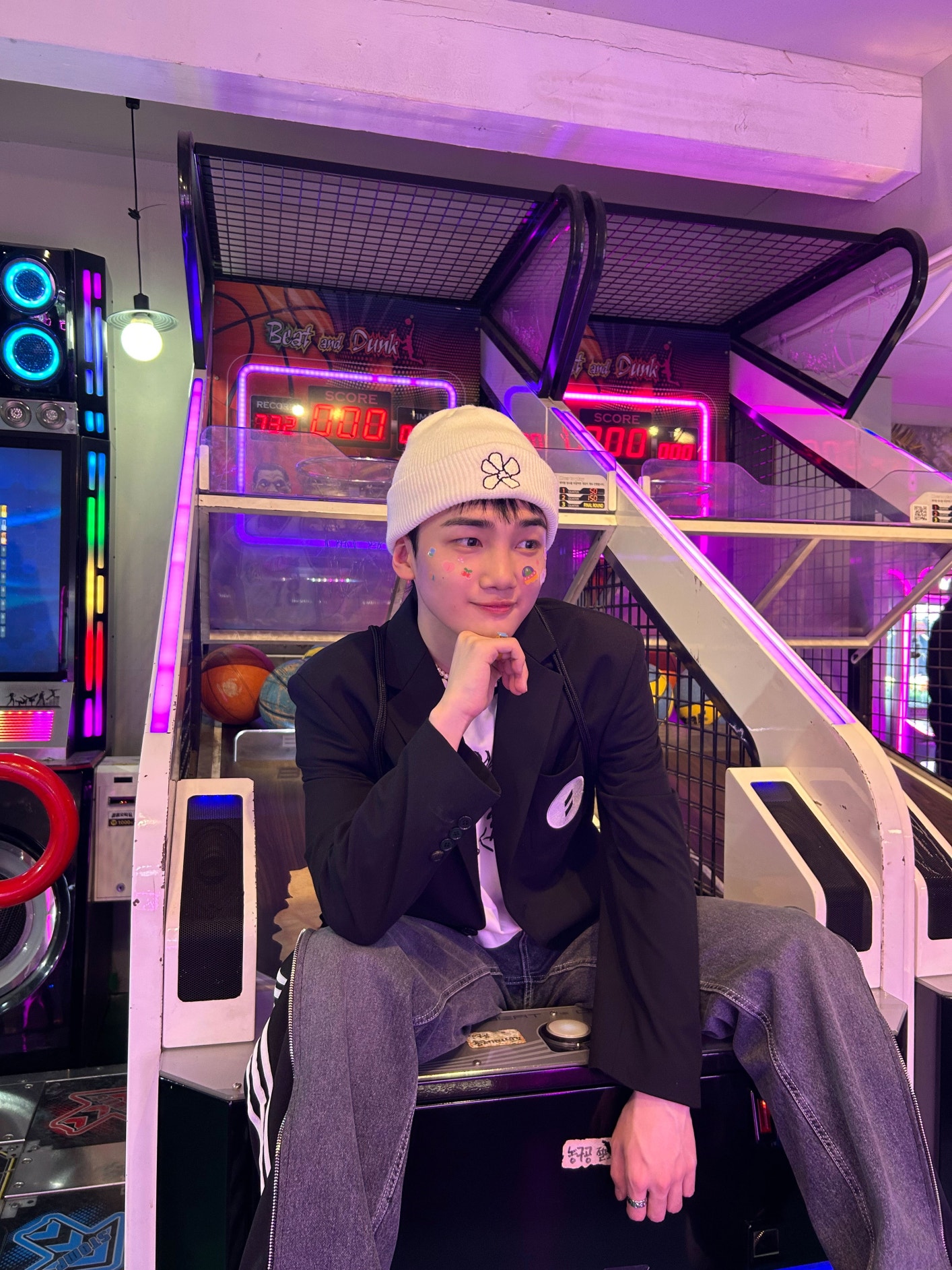 Atboコミュニティ投稿 배부른 보트 👋 손과 함께 뭐 먹었는지 뭐 할 건지 알려주깅😘 Kimyeonkyu