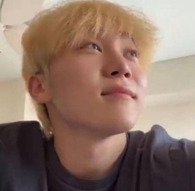Seventeen Community Posts 친애하는 승관🍊 괜찮아 이 세상은 지금의 우리 그대로 소중하고 또 소중해서