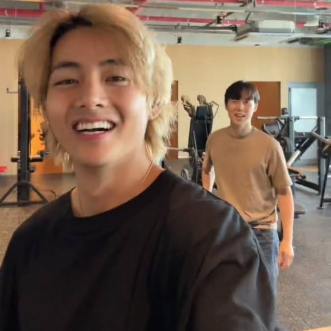 BTS Community Post - V tae 💜💓 stay safe and healthy 💙