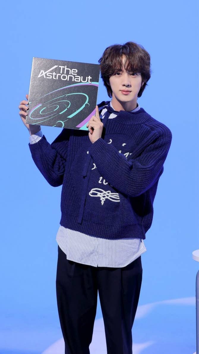 BTS Community Posts - The Astronaut has surpassed 200 Million streams on Spotify ...