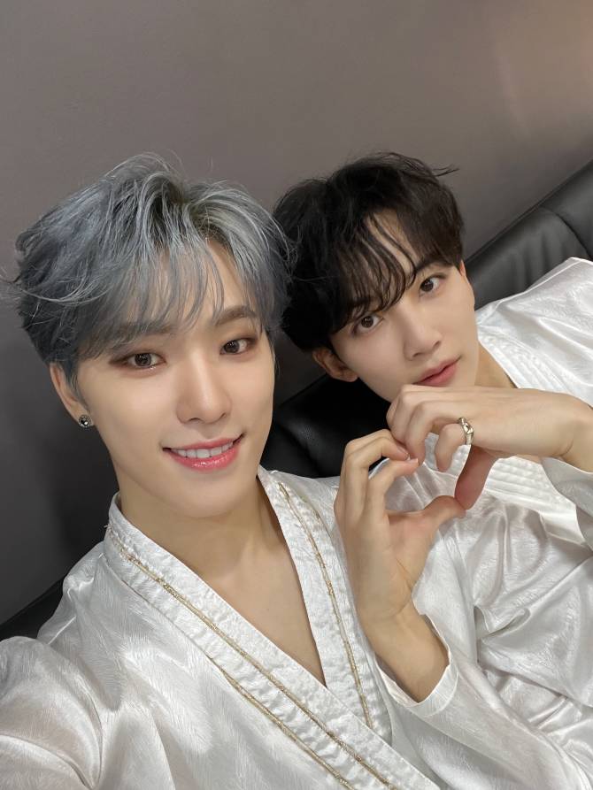Seventeen Community Post 이틀간 콘서트에 함께해준 우리 캐럿들 진심으로 감사해요 캐럿들의 목소리와