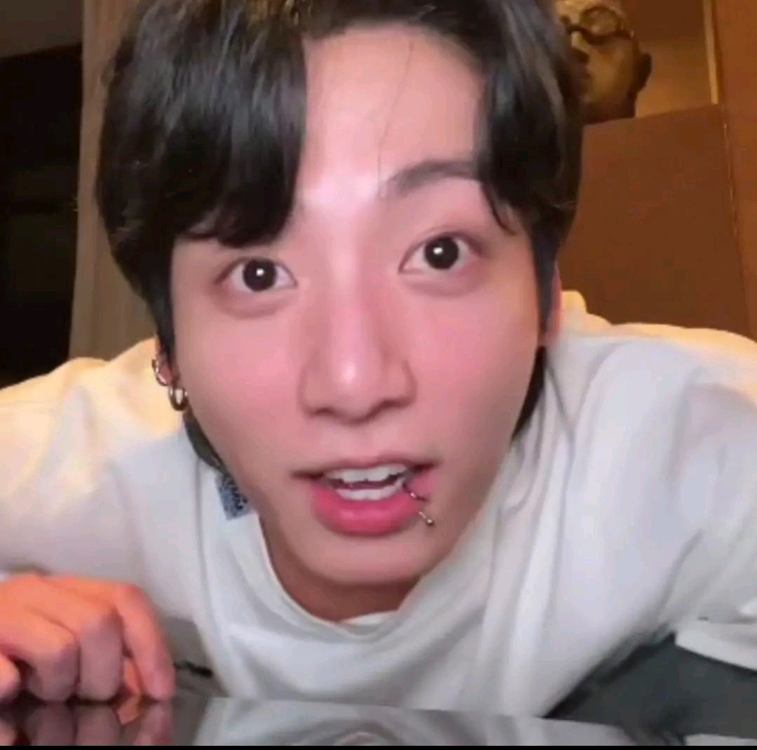 Bts Community Posts π«ΆπΌπ οΈβπ₯