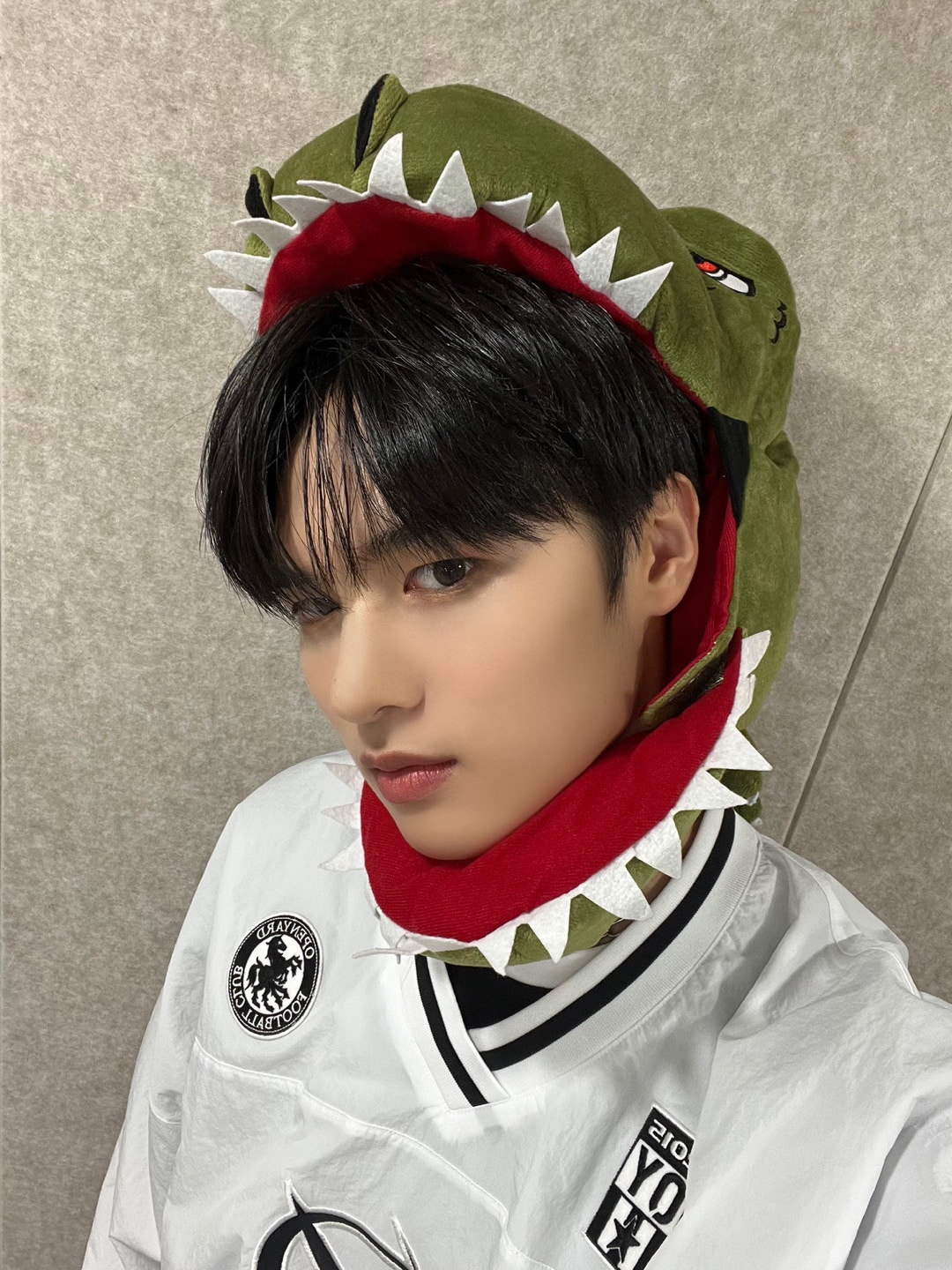 Lun8 커뮤니티 포스트 Im A T Rex 크앙 지은호