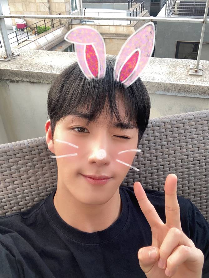 Atbo Community Posts 데뷔 후 소중한 추억들로 가득 찬 지난 1년 나에게 보물처럼 다가온 Boat