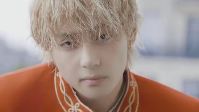 Bts Community Posts 태형오빠 나폴레옹이잖아ㅜㅜ 혁명 일으키고 있잖아ㅜㅜ 평생 따라갈게요ㅜㅜㅜㅜ