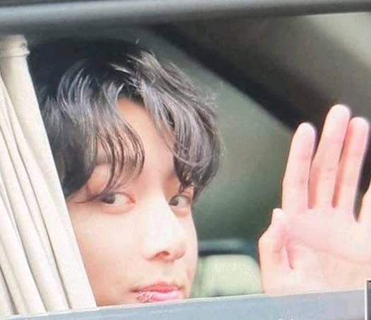 BTS Community Posts - #to_JungKook Hi JK, what's upp man? I hope you're ...