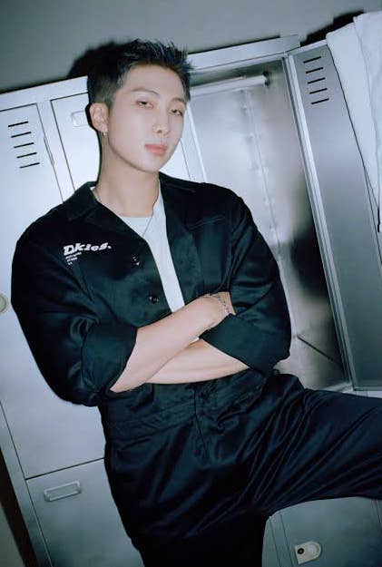 BTS Community Posts - RM welcome Japan🇯🇵 日本を満喫して いい思い出作りして欲しいな☺️💜 幸せな日本 ...