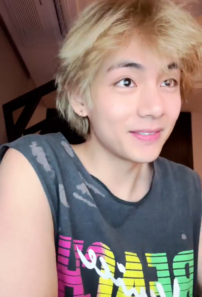 BTS Community Post - so cute