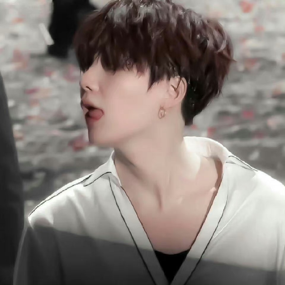 BTS Community Post - YA! Yoongi ! MARRY ME NOW!You know?