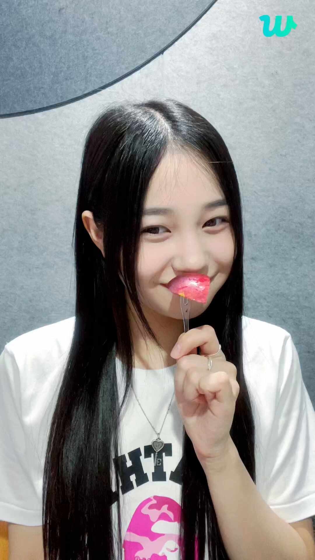 간식으로 복숭아🍑