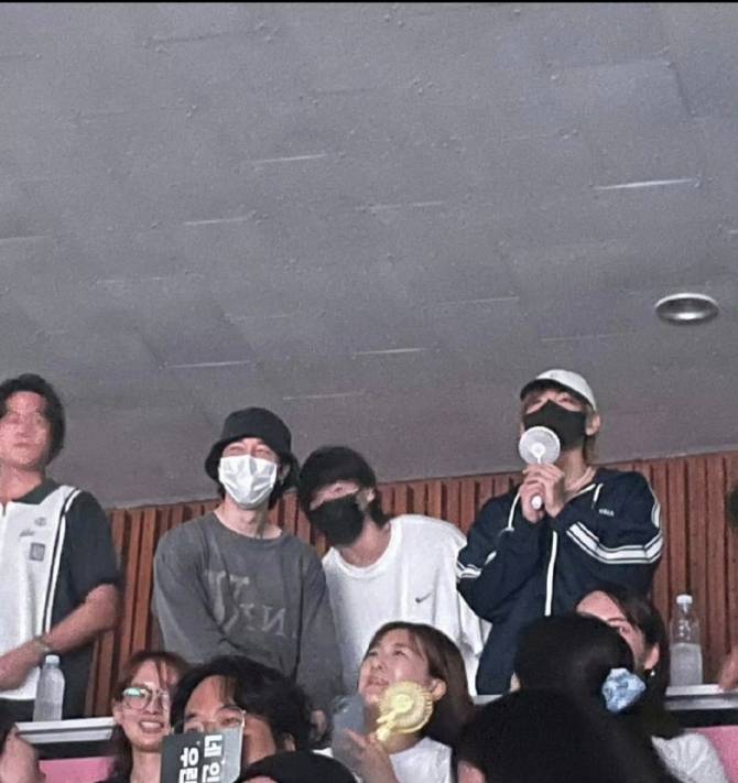 Bts Community Posts 很快,很快我们又会见面的