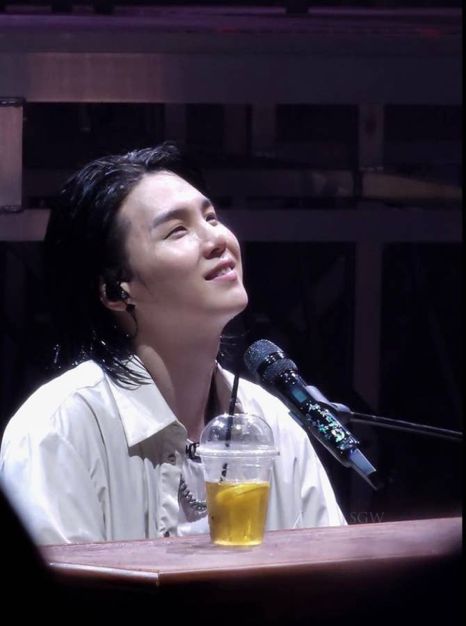 BTS Community Posts - We love you Yoongi🫂