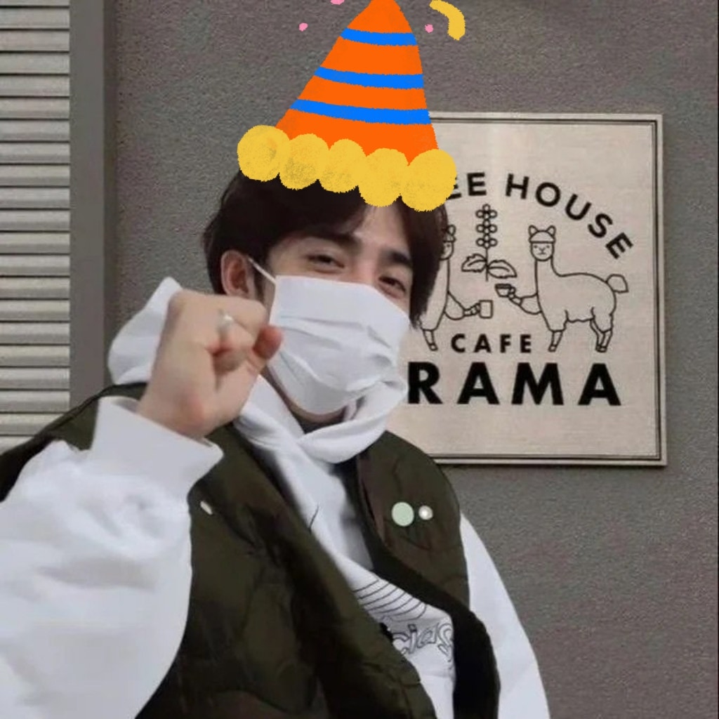 SEVENTEEN Community Posts - #HAPPY_SCOUPS_DAY 생일 축하합니다!!꼭 건강하시고, 기분도 좋아 ...