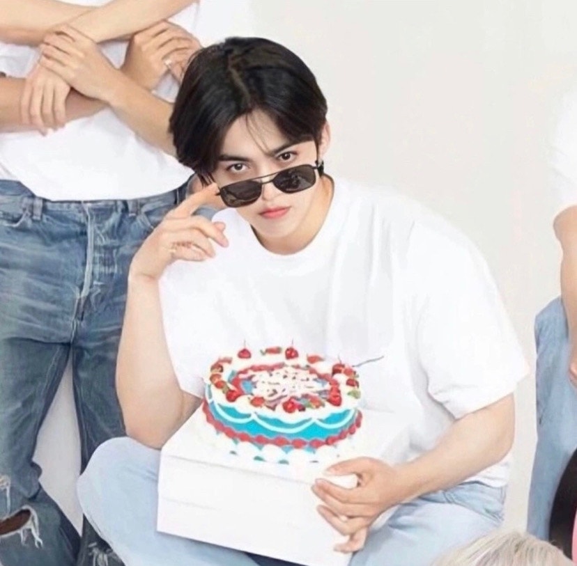 SEVENTEEN Community Post - Happy Birthday Scopus Happy New Year🍒🫶🏻