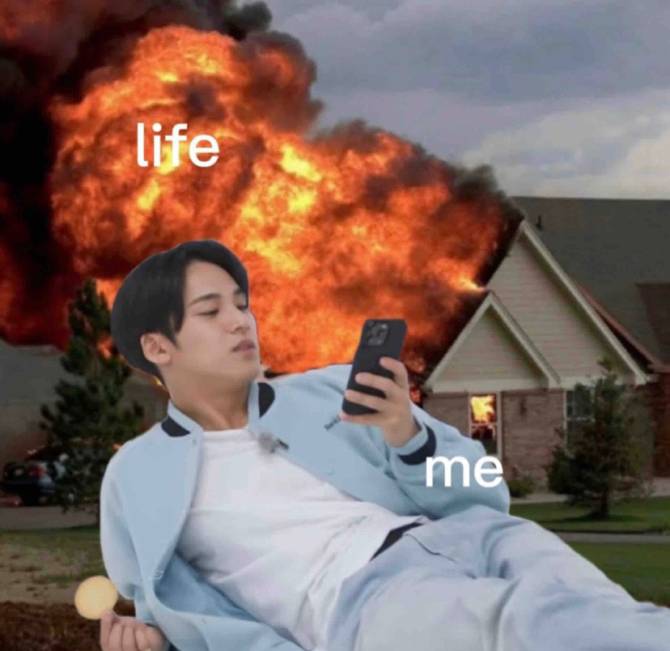 Seventeen Community Post 芜湖好美的火🔥🌋 房子着火我拍照~人生乱套我睡觉~