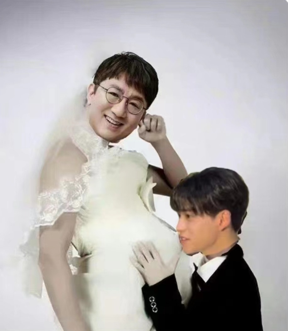 Seventeen Community Posts 想了很久也做了很久的思想斗争,无所谓了,喜欢你也挺久的了也花了不少钱,收卡冲签售看演唱
