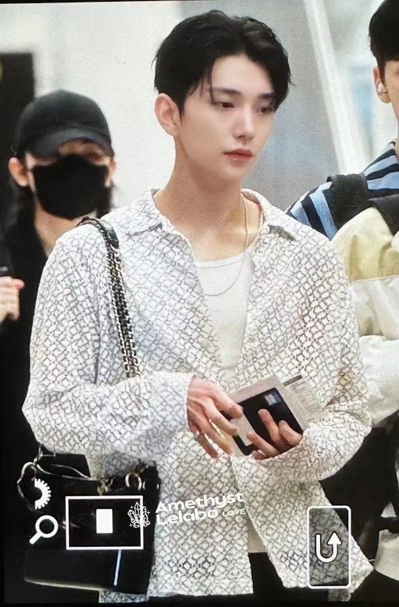 SEVENTEEN Community Posts - shua呀 我真的好心疼你😭😭你看看你 又瘦了好多😭脸上也没有一点笑容😭状态好差😭让你 ...