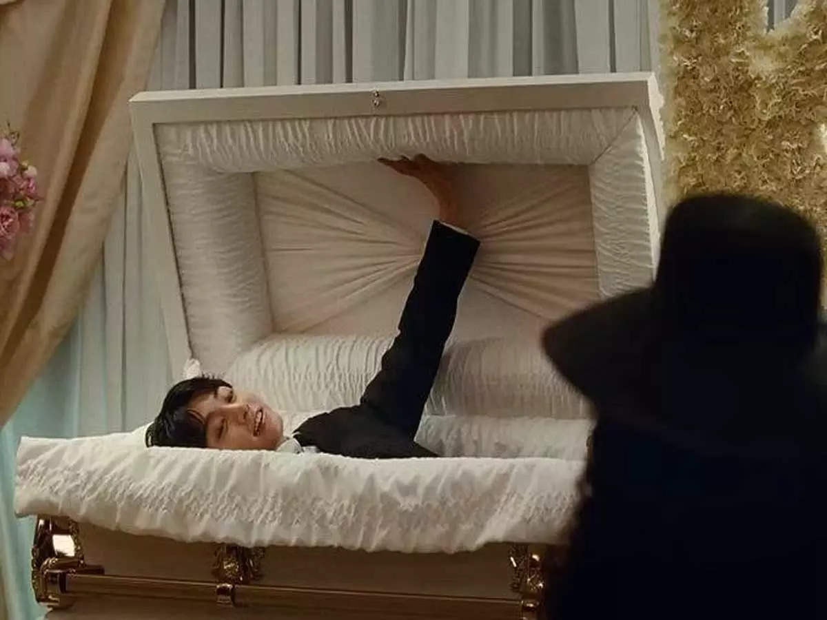 BTS Community Post - Psst hey are you guys looking 👀 for JK? Remember I ...