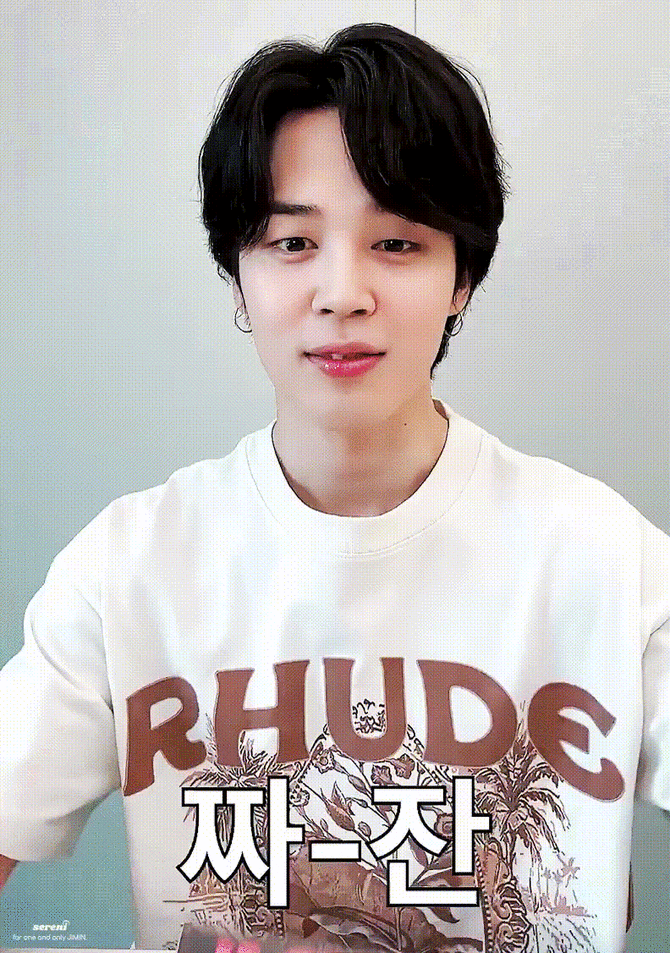 Bts Community Posts 지민시 오늘도 울 지미니 보는 낙으로 즐거운 하루가 되었네🐥💜💛 우리 또또즈 호비형