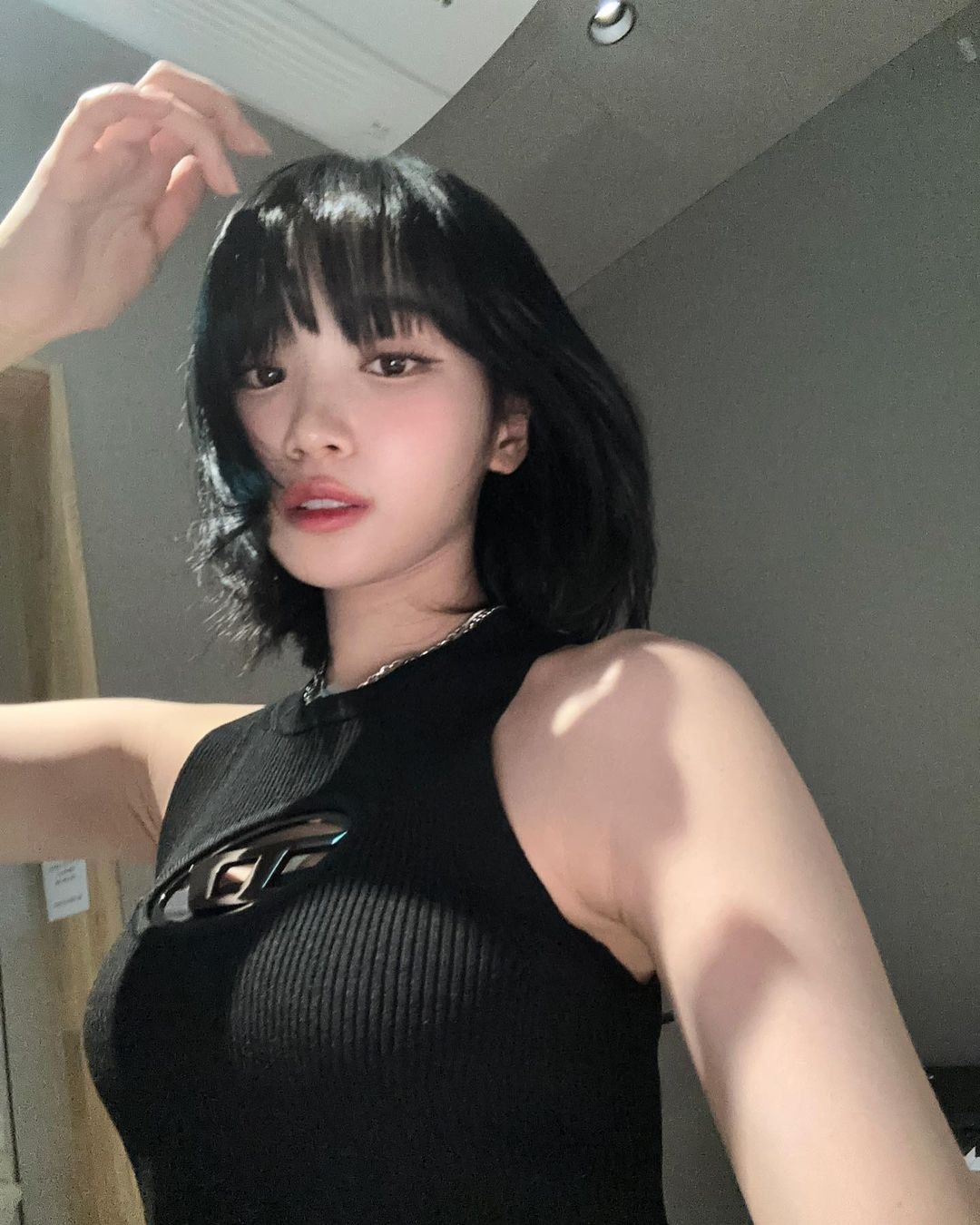 LE SSERAFIM Community Post - Girls whole existence is a SLAY on God!!!!!