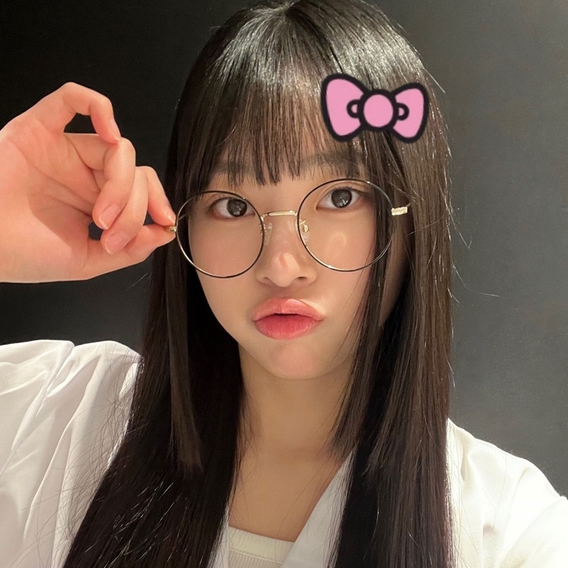 Weverse Zone Community Posts - sometimes u gotta add a lil bit of spice to ur pfp, anyways which ...