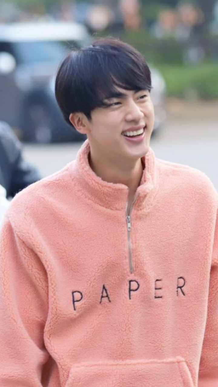 BTS Community Post - I LOVE MY HANDSOME FACE..JINNU 💖 ️🖤💜 #jin