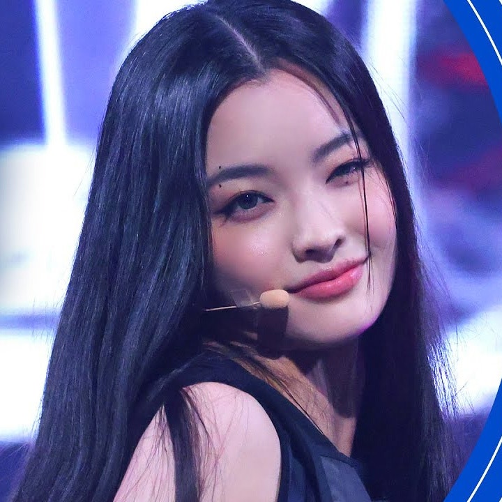 ILLIT Community Post - ranking runext contestants: VOCAL 1. Jiwoo 2 ...