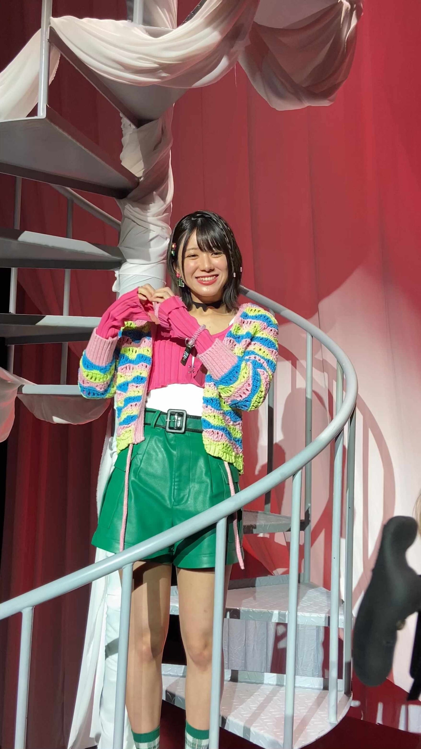 AKB48 Community Posts - AKB48 62nd Single「アイドルなんかじゃなかったら」MV撮影現場にweverseカメラが密着しました📷💕 メンバーの様々な姿をみな ...