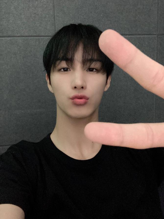 Atbo Community Posts 8월 마지막 선물 ️ Jeongseunghwan