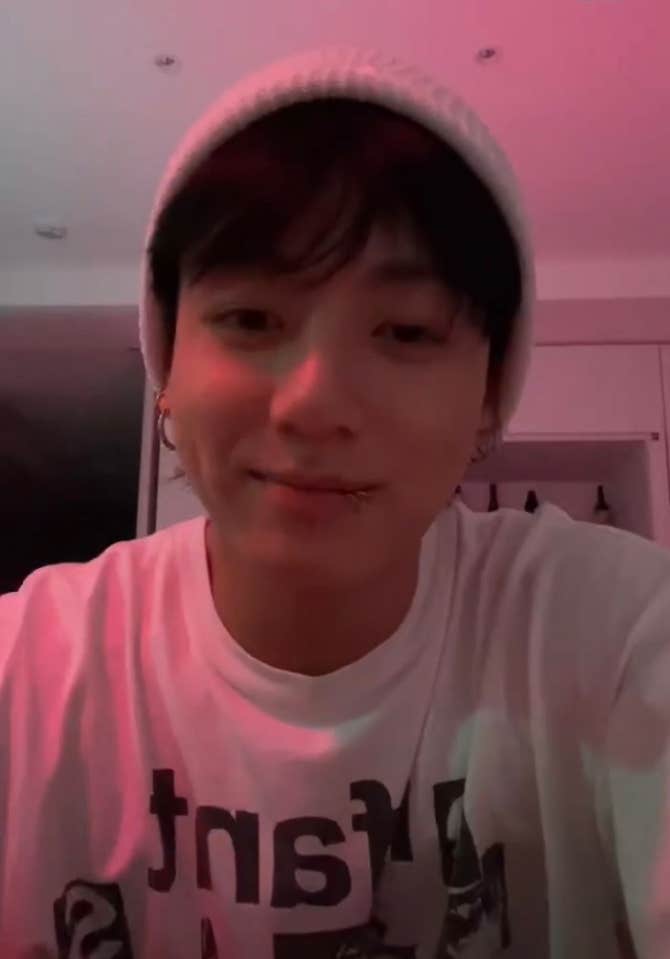 Bts Community Post 정국아 오늘 나는 내가 원하던 대학에 합격했다 그리고 오늘은 네 생일이야 난은