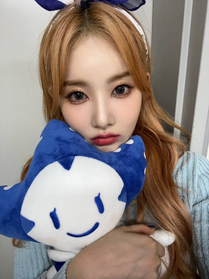 Stayc Community Posts 진짜 어제 무대는 숙대 여러분들이 다했어용💙💙 이 정도면 숙대입시💙스테이씨