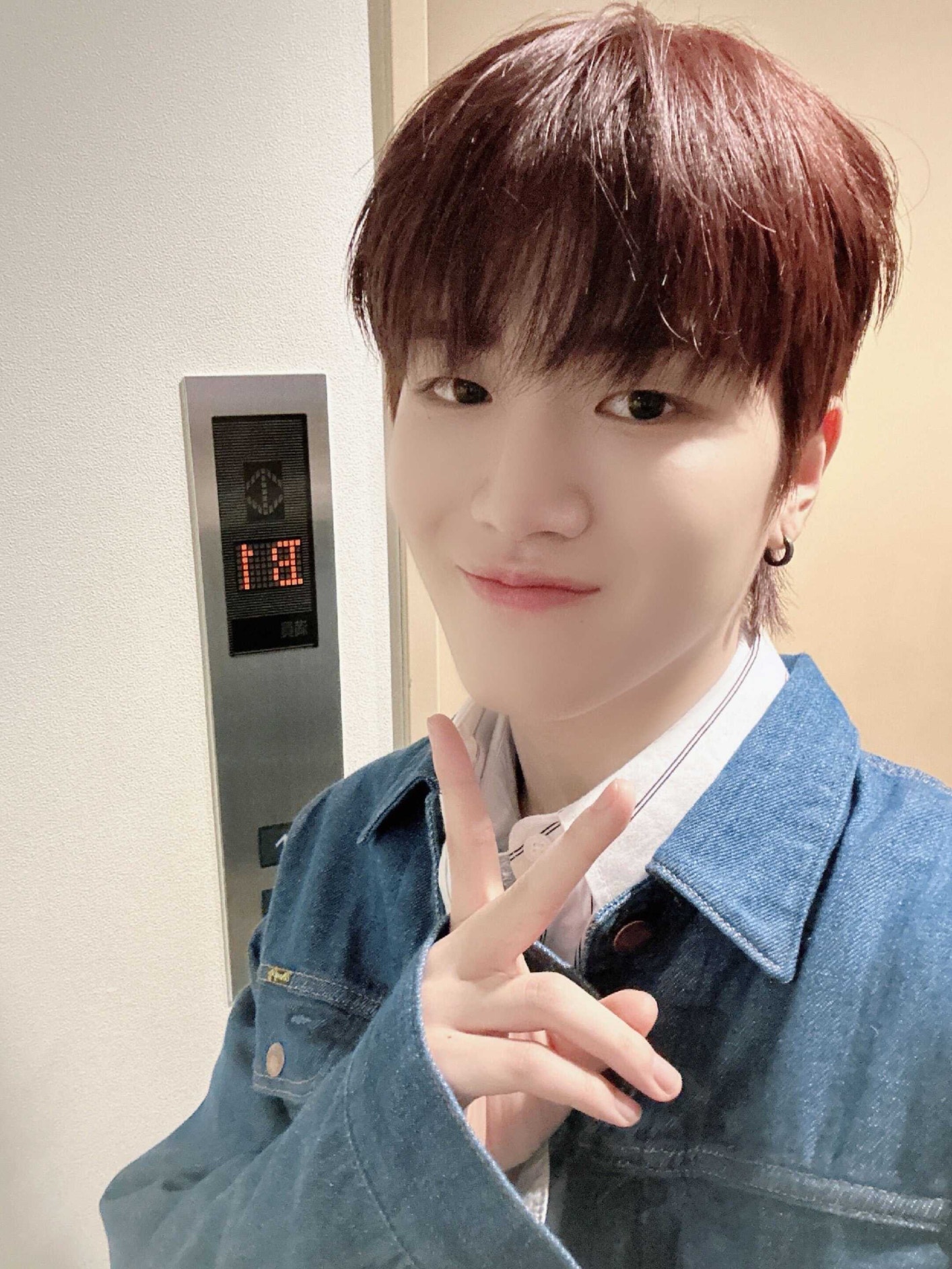 BOYNEXTDOOR Community Posts - 맞다 이 사진 - RIWOO