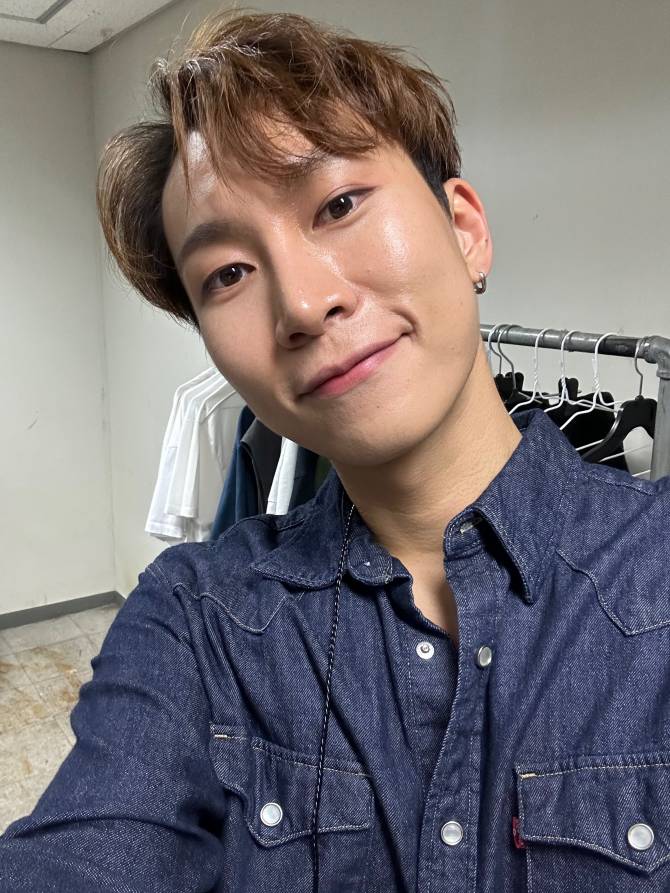 Btob Community Post 오늘 잉크콘 멜로디 최고 진짜 감동 왕 감동💙 오늘 늦게까지 함께 해준 현장과
