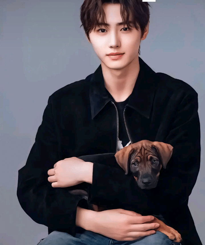 ENHYPEN Community Post - take 2,I can be a dog i can bark arf arf arf🤣