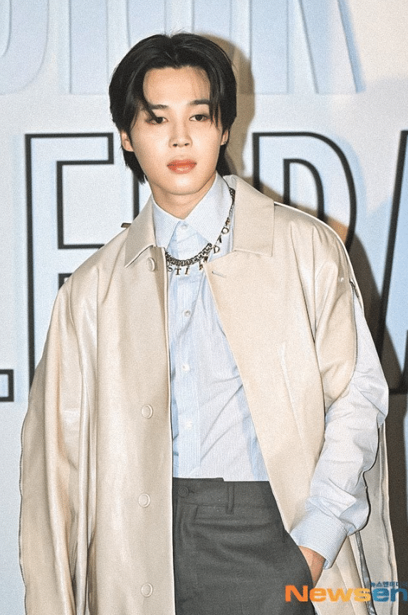 Bts Community Posts Dior PrinceðŸ¤ðŸ¤ðŸ¤ðŸ¤