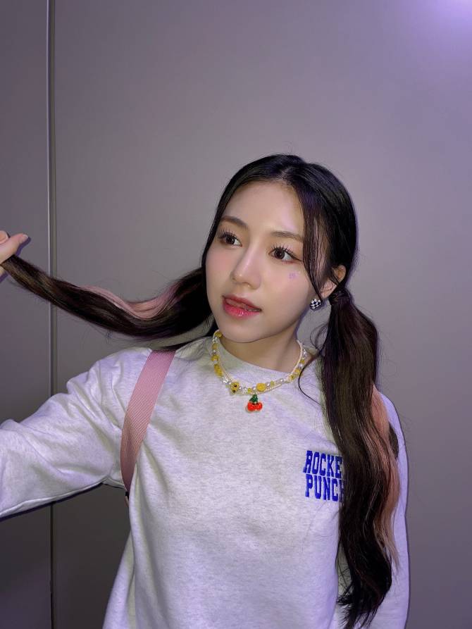 Rocket Punch Community Posts 양갈래 조아아🌸🧸 Dahyun