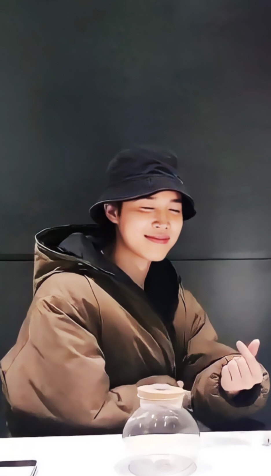 BTS Community Post - What’s your hobby Armys ? 😜 My hobbies are dance and painting 🤭