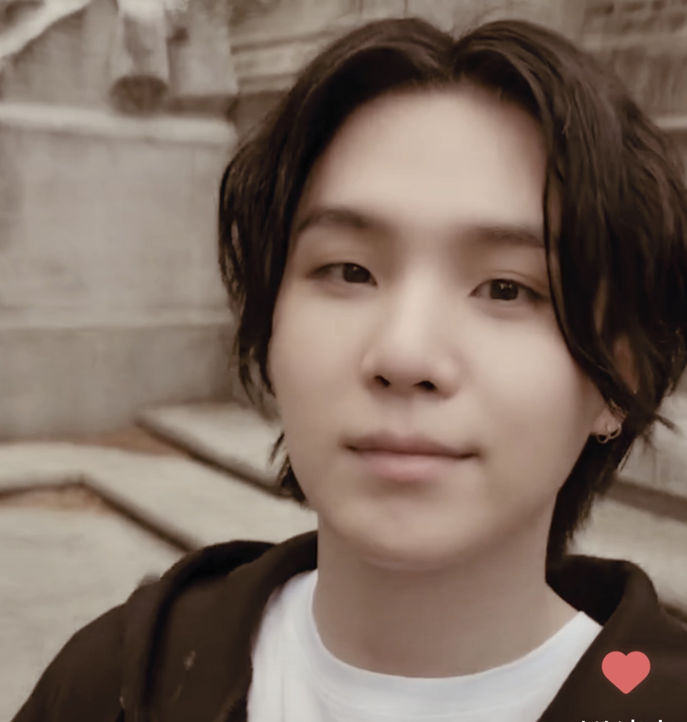 BTS Community Post - 윤기시 Yoongitime ━━━━━━━━━━★ SUGATIME #to_SUGA_from_37 今日も 君と君の大切な人が 健やかで幸せに ...