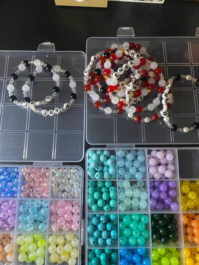 ENHYPEN Community Posts - currently making freebies for the concert 🕺🤞