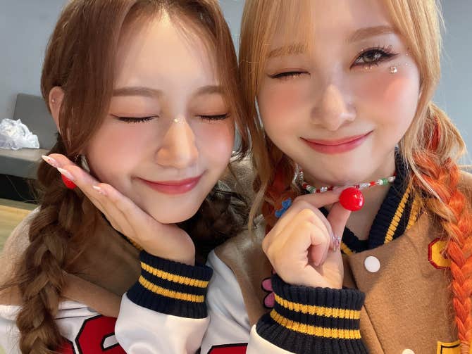Rocket Punch Community Posts 막방은 딸기즈♪♪🍓🍓🥰😇 켓치붐 그리구 로켓펀치를 많이 사랑해줘서
