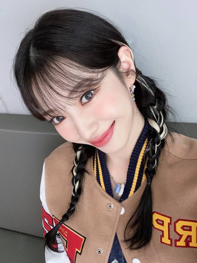 Rocket Punch Community Posts 안녕 켓치 수윤이에요 ~ 우리의 행복하고 어느 활동보다 즐거웠던